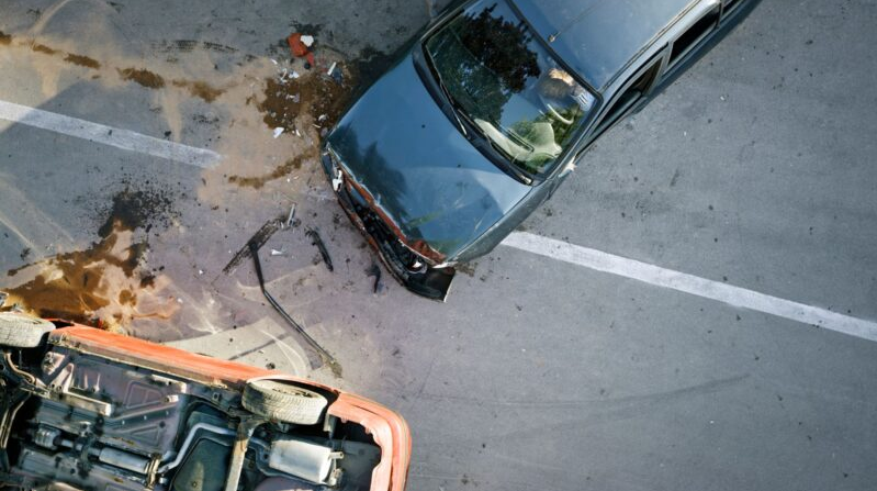 Who Has the Right of Way at a Four-Way Stop in California? - Henderson Law